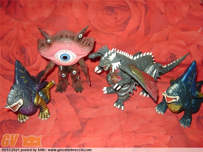 Mercatino: Lotto #22 Ultraman Monster - Kaijuu 6": Zonnel - Gan Q ...